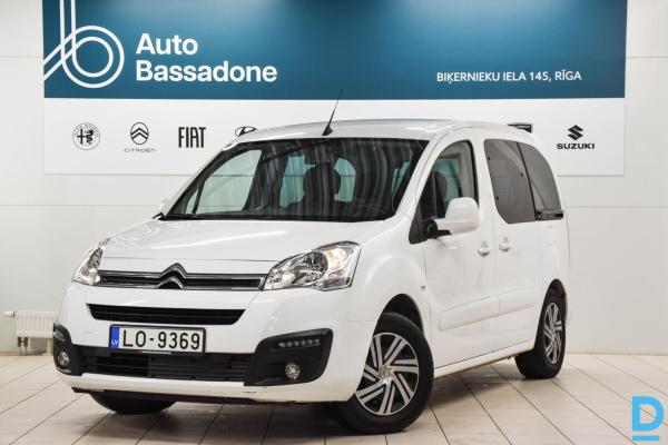 Balts Citroen Berlingo 2018 Rīga, ar dzinēja tilpumu 1.60 L un nobraukumu 104 tūkst. km par 8990 €, foto 1 vietnē AUTOMOTO.COM.LV