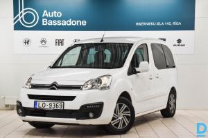 White Citroen Berlingo 2018 in Riga, with an engine capacity of 1.60 L and mileage of 104 thousand km for 8990 €, photo  on AUTOMOTO.COM.LV