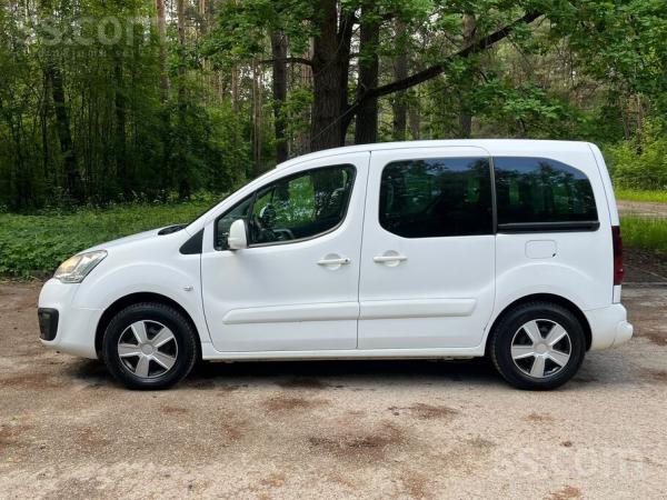 Balts Citroen Berlingo 2018 Rīga, ar dzinēja tilpumu 1.60 L un nobraukumu 0 tūkst. km par 5799 €, foto 2 vietnē AUTOMOTO.COM.LV
