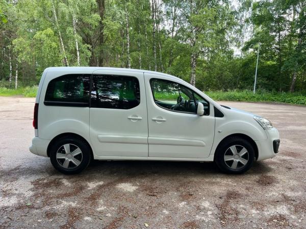 Balts Citroen Berlingo 2018 Rīga, ar dzinēja tilpumu 1.60 L un nobraukumu 0 tūkst. km par 5799 €, foto 6 vietnē AUTOMOTO.COM.LV