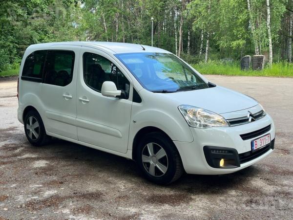 Balts Citroen Berlingo 2018 Rīga, ar dzinēja tilpumu 1.60 L un nobraukumu 0 tūkst. km par 5799 €, foto 7 vietnē AUTOMOTO.COM.LV
