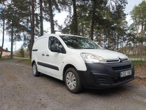 Balts Citroen Berlingo 2018 Viļņa, ar dzinēja tilpumu 1.60 L un nobraukumu 2500 tūkst. km par 3500 €, foto 5 vietnē AUTOMOTO.COM.LV
