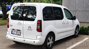 Balts Citroen Berlingo 2018 Rīga, ar dzinēja tilpumu 1.60 L un nobraukumu 207 tūkst. km par 5650 €, foto 3 vietnē AUTOMOTO.COM.LV