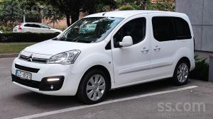Balts Citroen Berlingo 2018 Rīga, ar dzinēja tilpumu 1.60 L un nobraukumu 208 tūkst. km par 5950 €, foto 3 vietnē AUTOMOTO.COM.LV