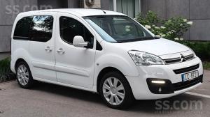 Balts Citroen Berlingo 2018 Rīga, ar dzinēja tilpumu 1.60 L un nobraukumu 208 tūkst. km par 5950 €, foto 5 vietnē AUTOMOTO.COM.LV