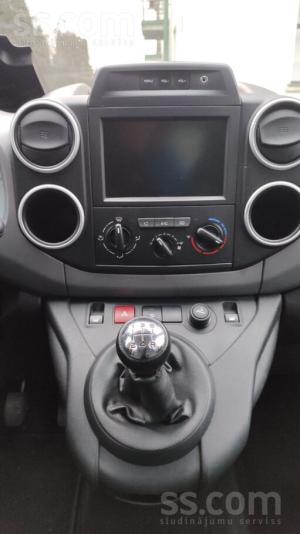 Balts Citroen Berlingo 2018 Rīga, ar dzinēja tilpumu 1.60 L un nobraukumu 208 tūkst. km par 5950 €, foto 10 vietnē AUTOMOTO.COM.LV