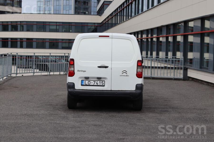 Balts Citroen Berlingo 2018 Rīga, ar dzinēja tilpumu 1.60 L un nobraukumu 214 tūkst. km par 3880 €, foto 6 vietnē AUTOMOTO.COM.LV