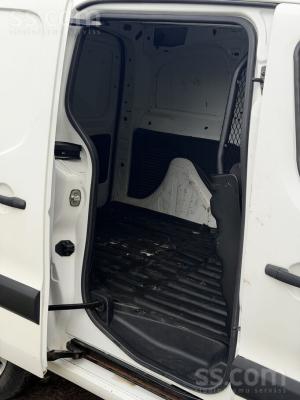 Balts Citroen Berlingo 2018 Rīga, ar dzinēja tilpumu 1.60 L un nobraukumu 214 tūkst. km par 3880 €, foto 16 vietnē AUTOMOTO.COM.LV