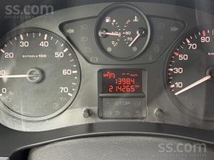 Balts Citroen Berlingo 2018 Rīga, ar dzinēja tilpumu 1.60 L un nobraukumu 214 tūkst. km par 3880 €, foto 17 vietnē AUTOMOTO.COM.LV