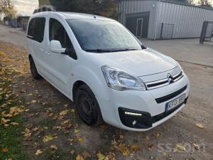 Balts Citroen Berlingo 2018 Viļņa, ar dzinēja tilpumu 1.60 L un nobraukumu 261 tūkst. km par 4500 €, foto 1 vietnē AUTOMOTO.COM.LV