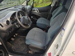 Balts Citroen Berlingo 2018 Viļņa, ar dzinēja tilpumu 1.60 L un nobraukumu 261 tūkst. km par 4500 €, foto 8 vietnē AUTOMOTO.COM.LV