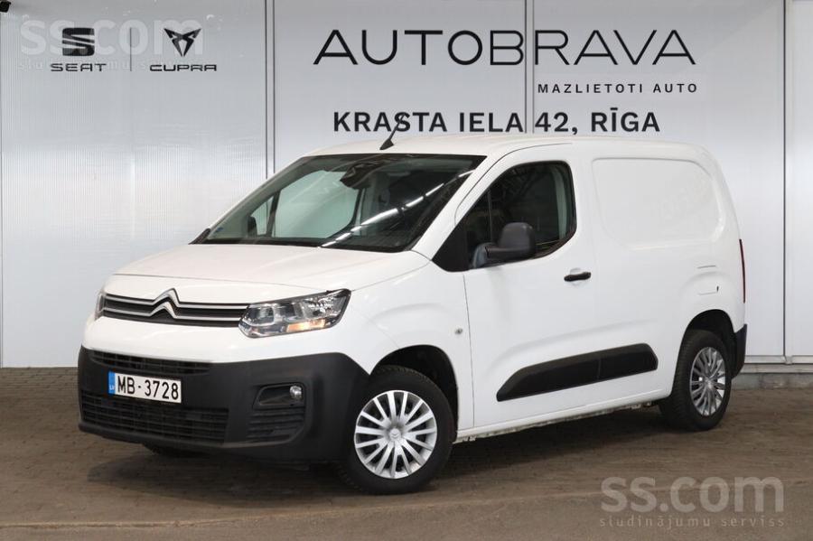 Balts Citroen Berlingo 2019 Rīga, ar dzinēja tilpumu 1.60 L un nobraukumu 118 tūkst. km par 7400 €, foto 1 vietnē AUTOMOTO.COM.LV