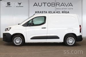 Balts Citroen Berlingo 2019 Rīga, ar dzinēja tilpumu 1.60 L un nobraukumu 118 tūkst. km par 7400 €, foto 4 vietnē AUTOMOTO.COM.LV