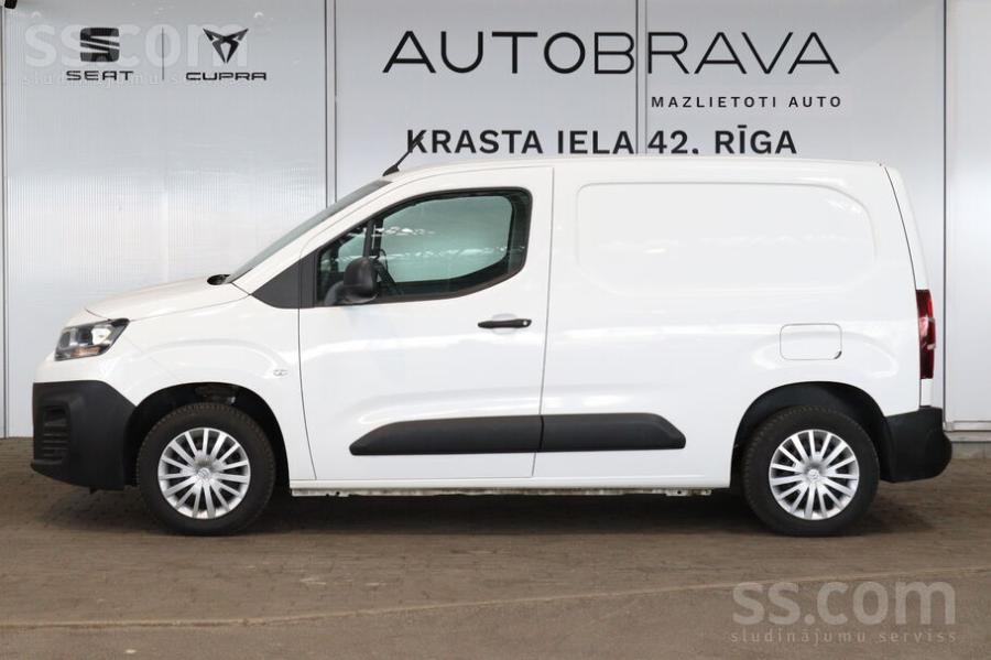 Balts Citroen Berlingo 2019 Rīga, ar dzinēja tilpumu 1.60 L un nobraukumu 118 tūkst. km par 7400 €, foto 4 vietnē AUTOMOTO.COM.LV