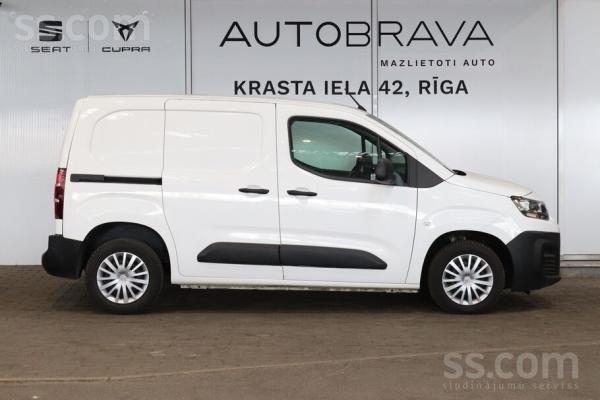 Balts Citroen Berlingo 2019 Rīga, ar dzinēja tilpumu 1.60 L un nobraukumu 118 tūkst. km par 7400 €, foto 5 vietnē AUTOMOTO.COM.LV