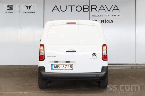Balts Citroen Berlingo 2019 Rīga, ar dzinēja tilpumu 1.60 L un nobraukumu 118 tūkst. km par 7400 €, foto 7 vietnē AUTOMOTO.COM.LV