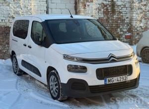 Balts Citroen Berlingo 2019 Rīga, ar dzinēja tilpumu 1.20 L un nobraukumu 122 tūkst. km par 9500 €, foto 2 vietnē AUTOMOTO.COM.LV