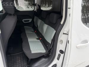 White Citroen Berlingo 2019 in Riga, with an engine capacity of 1.50 L and mileage of 0 thousand km for 7999 €, photo 9 on AUTOMOTO.COM.LV