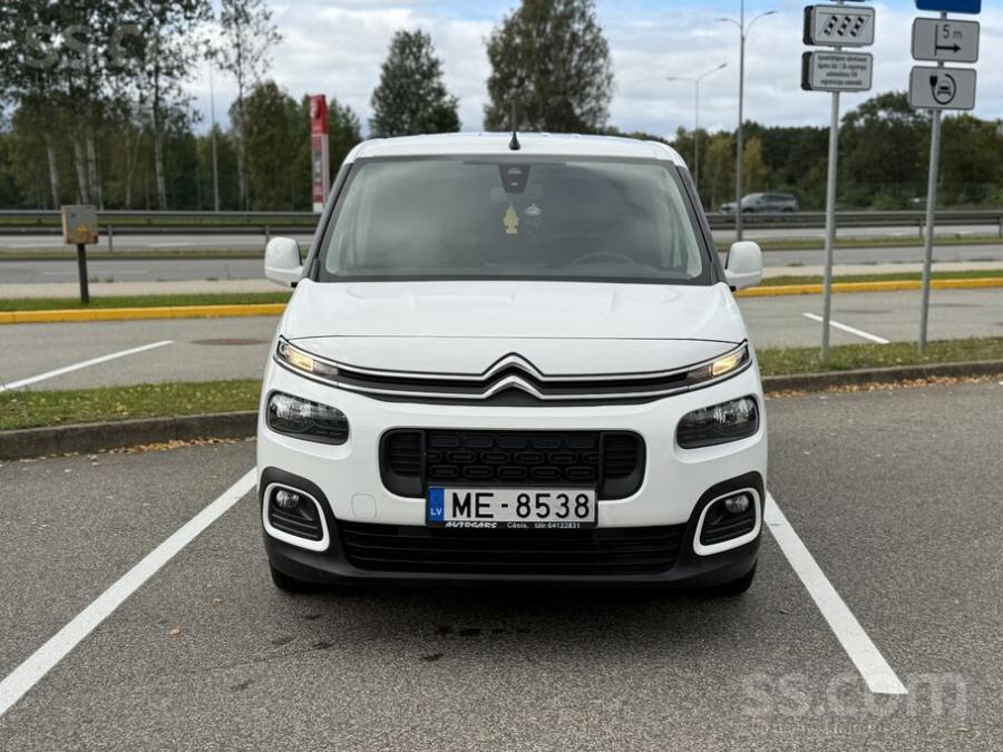 Balts Citroen Berlingo 2019 Rīga, ar dzinēja tilpumu 1.50 L un nobraukumu 0 tūkst. km par 7999 €, foto 4 vietnē AUTOMOTO.COM.LV