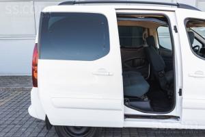 White Citroen Berlingo 2019 in Ventspils, with an engine capacity of 1.60 L and mileage of 199 thousand km for 6450 €, photo 11 on AUTOMOTO.COM.LV