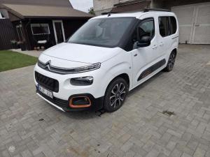 White Citroen Berlingo 2019 in Kaunas, with an engine capacity of 1.50 L and mileage of 150 thousand km for 9400 €, photo  on AUTOMOTO.COM.LV