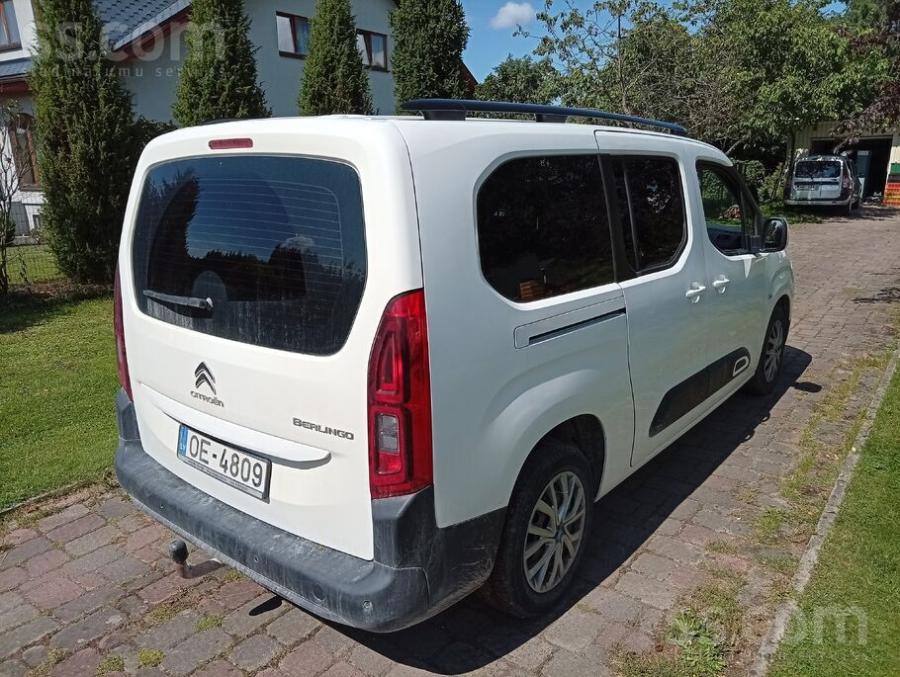 Balts Citroen Berlingo 2019 Rīga, ar dzinēja tilpumu 1.20 L un nobraukumu 60 tūkst. km par 10300 €, foto 4 vietnē AUTOMOTO.COM.LV