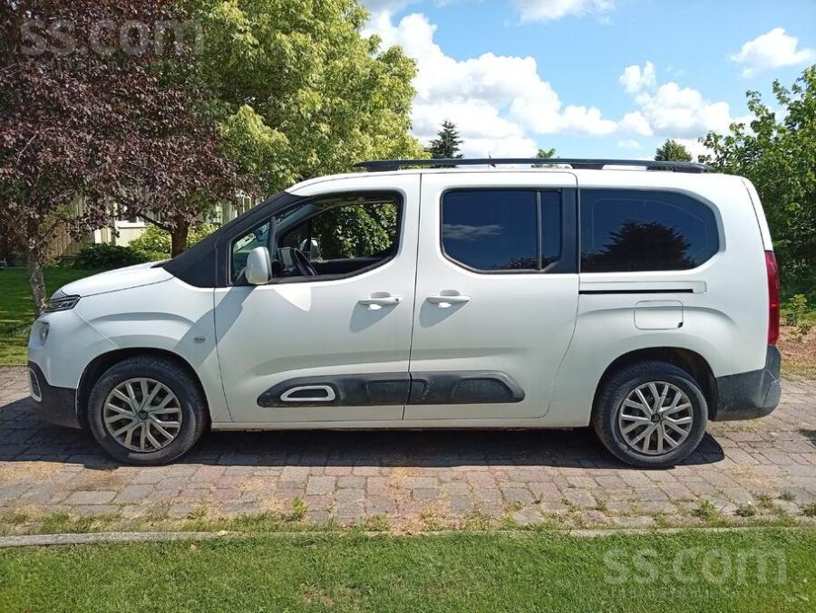 Balts Citroen Berlingo 2019 Rīga, ar dzinēja tilpumu 1.20 L un nobraukumu 60 tūkst. km par 10300 €, foto 6 vietnē AUTOMOTO.COM.LV