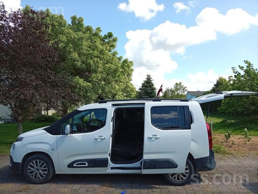 Balts Citroen Berlingo 2019 Rīga, ar dzinēja tilpumu 1.20 L un nobraukumu 60 tūkst. km par 10300 €, foto 12 vietnē AUTOMOTO.COM.LV