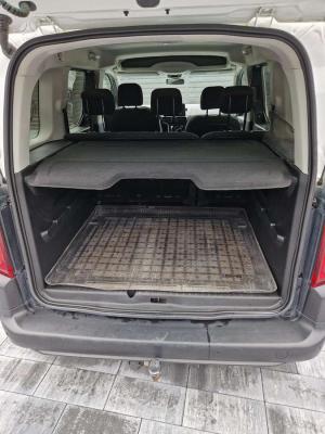 White Citroen Berlingo 2019 in Klaipeda, with an engine capacity of 1.50 L and mileage of 279 thousand km for 7200 €, photo 20 on AUTOMOTO.COM.LV