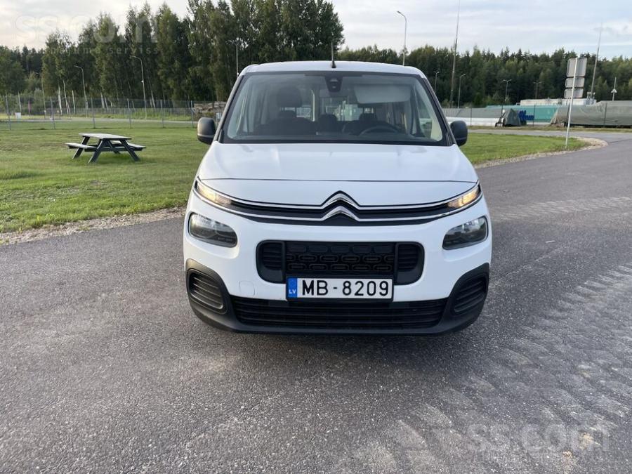 Balts Citroen Berlingo 2019 Rīga, ar dzinēja tilpumu 1.50 L un nobraukumu 251 tūkst. km par 6600 €, foto 3 vietnē AUTOMOTO.COM.LV