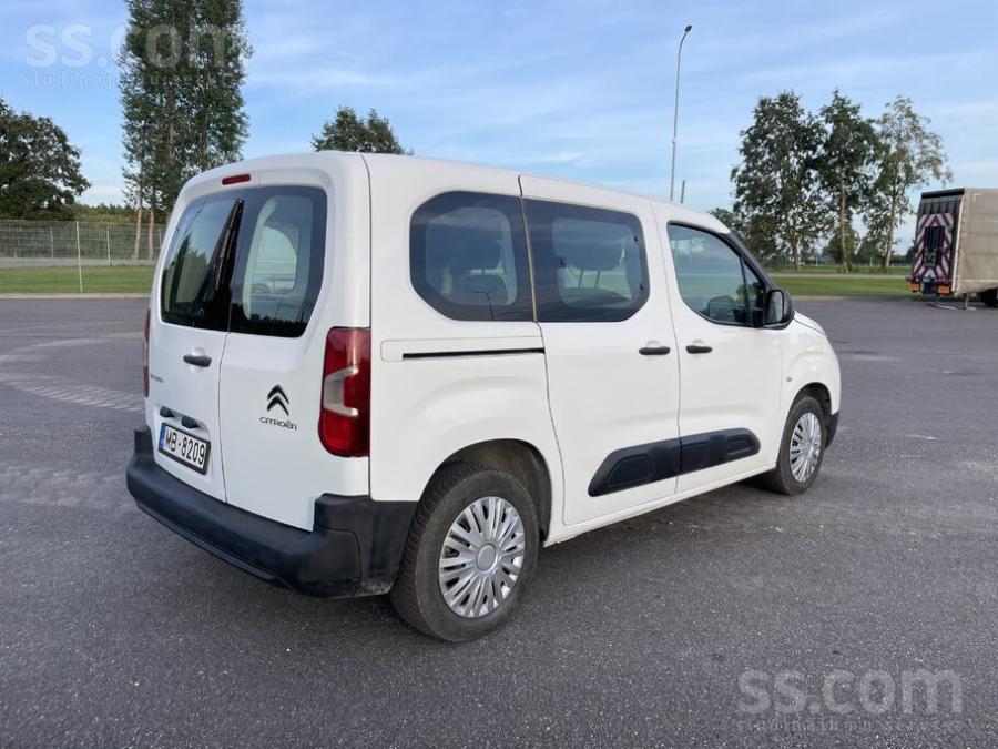 Balts Citroen Berlingo 2019 Rīga, ar dzinēja tilpumu 1.50 L un nobraukumu 251 tūkst. km par 6600 €, foto 7 vietnē AUTOMOTO.COM.LV