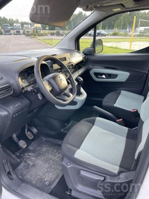 Balts Citroen Berlingo 2019 Rīga, ar dzinēja tilpumu 1.50 L un nobraukumu 251 tūkst. km par 6600 €, foto 8 vietnē AUTOMOTO.COM.LV