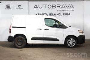 White Citroen Berlingo 2020 in Riga, with an engine capacity of 1.50 L and mileage of 110 thousand km for 7300 €, photo 5 on AUTOMOTO.COM.LV