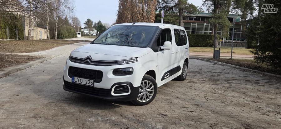 Balts Citroen Berlingo 2020 Viļņa, ar dzinēja tilpumu 1.50 L un nobraukumu 134 tūkst. km par 10500 €, foto 4 vietnē AUTOMOTO.COM.LV