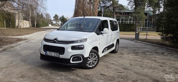 Balts Citroen Berlingo 2020 Viļņa, ar dzinēja tilpumu 1.50 L un nobraukumu 134 tūkst. km par 10500 €, foto 5 vietnē AUTOMOTO.COM.LV