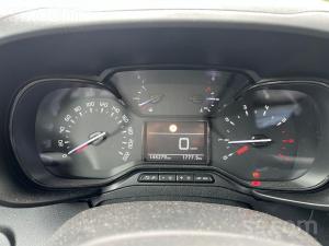 White Citroen Berlingo 2020 in Valmiera, with an engine capacity of 1.50 L and mileage of 145 thousand km for 9995 €, photo 3 on AUTOMOTO.COM.LV