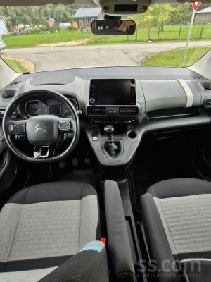 Balts Citroen Berlingo 2020 Rīga, ar dzinēja tilpumu 1.20 L un nobraukumu 132 tūkst. km par 10500 €, foto 18 vietnē AUTOMOTO.COM.LV