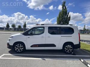 Balts Citroen Berlingo 2021 Rīga, ar dzinēja tilpumu 1.20 L un nobraukumu 80 tūkst. km par 14900 €, foto 3 vietnē AUTOMOTO.COM.LV