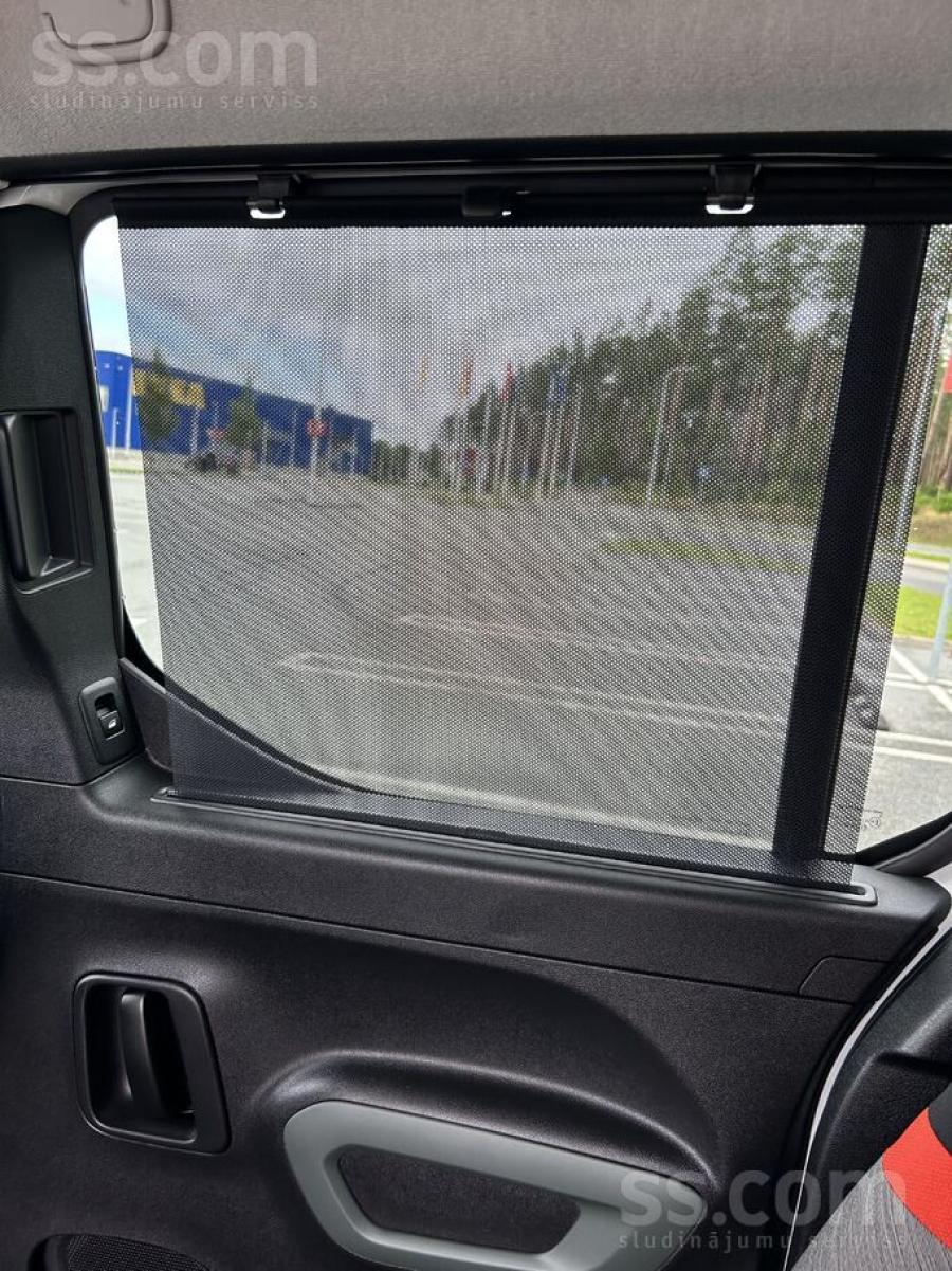 Balts Citroen Berlingo 2021 Rīga, ar dzinēja tilpumu 1.20 L un nobraukumu 80 tūkst. km par 14900 €, foto 9 vietnē AUTOMOTO.COM.LV