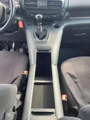 Balts Citroen Berlingo 2021 Kauņa, ar dzinēja tilpumu 1.50 L un nobraukumu 298 tūkst. km par 8500 €, foto 8 vietnē AUTOMOTO.COM.LV