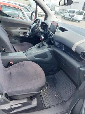 Balts Citroen Berlingo 2021 Kauņa, ar dzinēja tilpumu 1.50 L un nobraukumu 298 tūkst. km par 8500 €, foto 12 vietnē AUTOMOTO.COM.LV