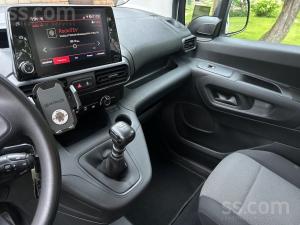 Balts Citroen Berlingo 2022 Valmiera, ar dzinēja tilpumu 1.50 L un nobraukumu 118 tūkst. km par 13800 €, foto 13 vietnē AUTOMOTO.COM.LV