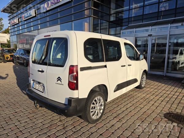 Balts Citroen Berlingo 2022 Rīga, ar dzinēja tilpumu 1.50 L un nobraukumu 123 tūkst. km par 10500 €, foto 5 vietnē AUTOMOTO.COM.LV