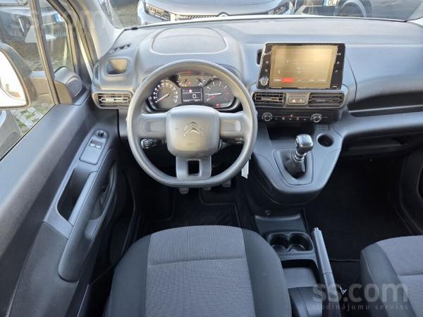 Balts Citroen Berlingo 2022 Rīga, ar dzinēja tilpumu 1.50 L un nobraukumu 123 tūkst. km par 10500 €, foto 8 vietnē AUTOMOTO.COM.LV