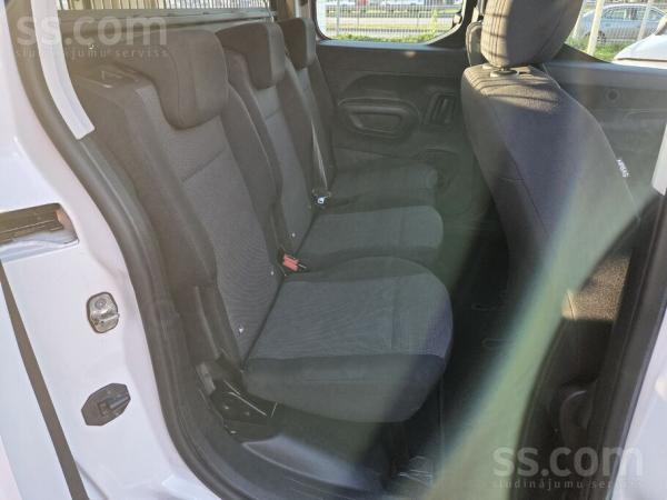 Balts Citroen Berlingo 2022 Rīga, ar dzinēja tilpumu 1.50 L un nobraukumu 123 tūkst. km par 10500 €, foto 10 vietnē AUTOMOTO.COM.LV