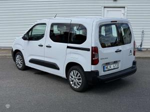 White Citroen Berlingo 2023 in Vilnius, with an engine capacity of 1.20 L and mileage of 133 thousand km for 14900 €, photo 5 on AUTOMOTO.COM.LV