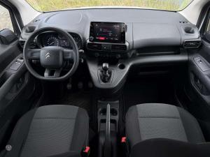 White Citroen Berlingo 2023 in Vilnius, with an engine capacity of 1.20 L and mileage of 133 thousand km for 14900 €, photo 7 on AUTOMOTO.COM.LV