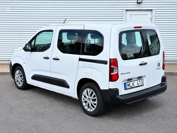 White Citroen Berlingo 2023 in Vilnius, with an engine capacity of 1.20 L and mileage of 133 thousand km for 13950 €, photo 5 on AUTOMOTO.COM.LV