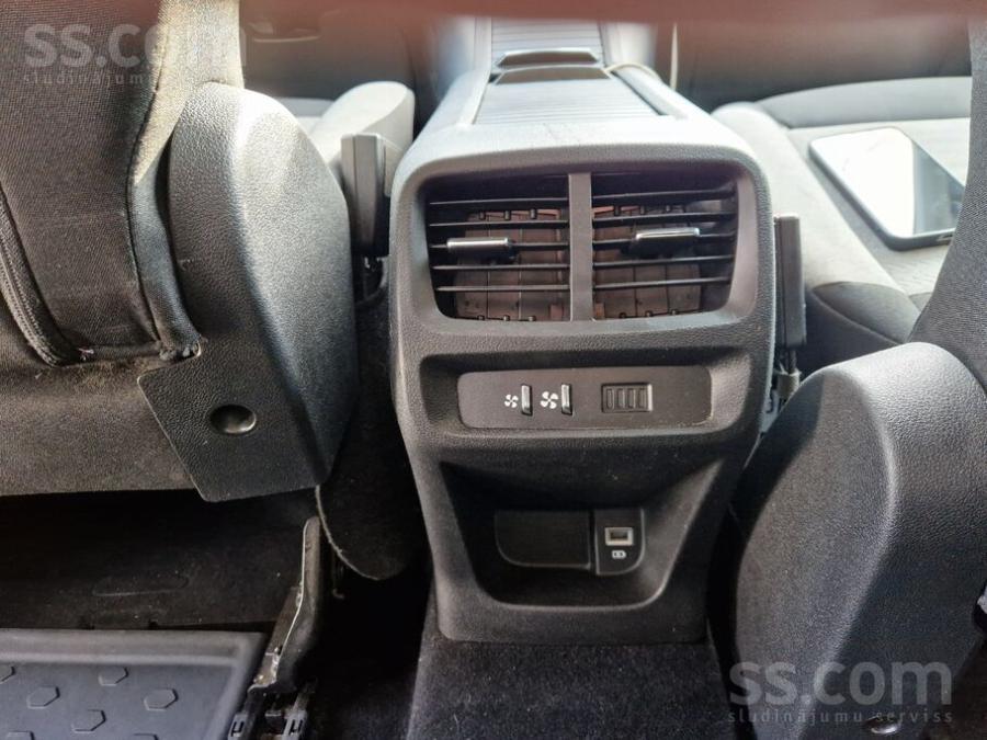 Balts Citroen Berlingo 2024 Rīga, ar dzinēja tilpumu 1.50 L un nobraukumu 66 tūkst. km par 23500 €, foto 16 vietnē AUTOMOTO.COM.LV