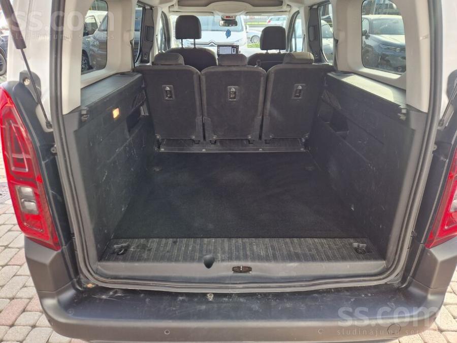 Balts Citroen Berlingo 2024 Rīga, ar dzinēja tilpumu 1.50 L un nobraukumu 66 tūkst. km par 23500 €, foto 20 vietnē AUTOMOTO.COM.LV